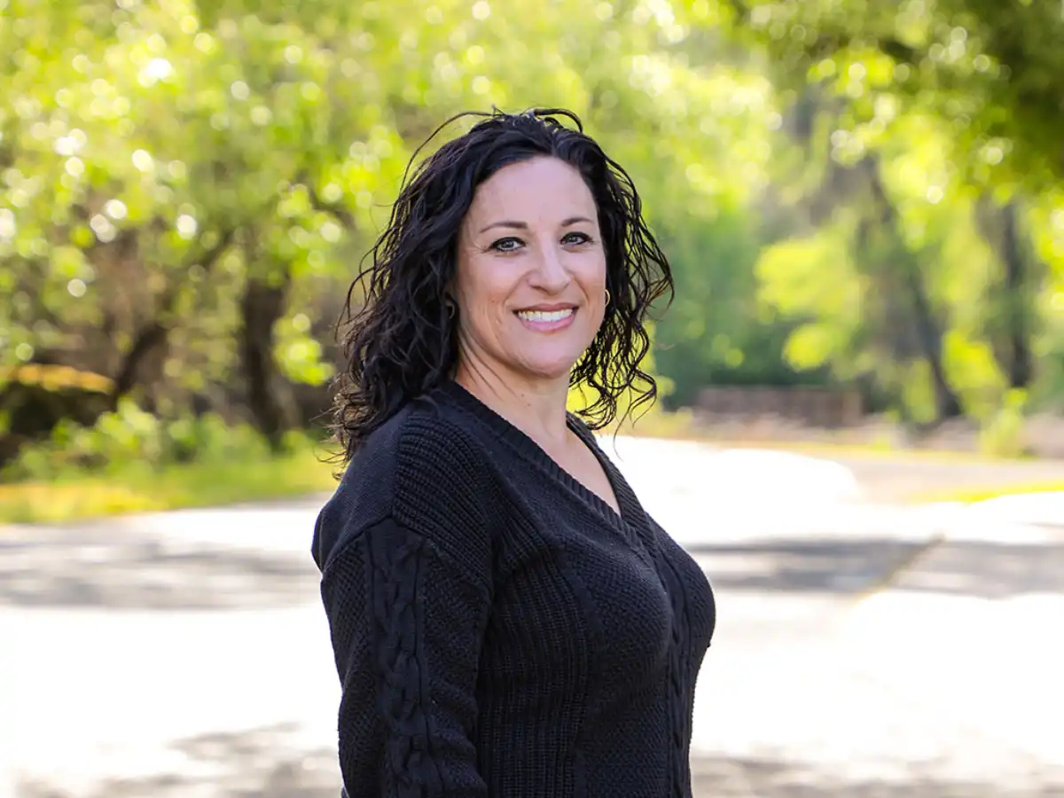 Maria Davis | Commercial Insurance Account Manager | Lakeport | Far ...