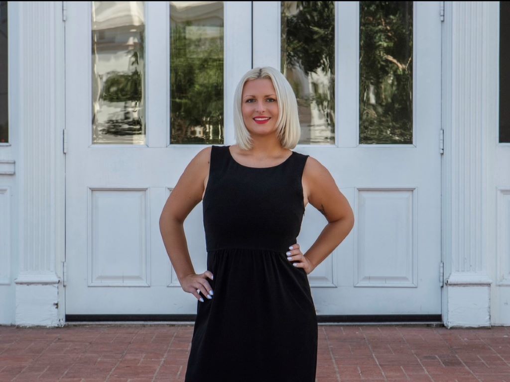 Stephanie Collins | Client Advocate | Phoenix | Farmer Woods Group