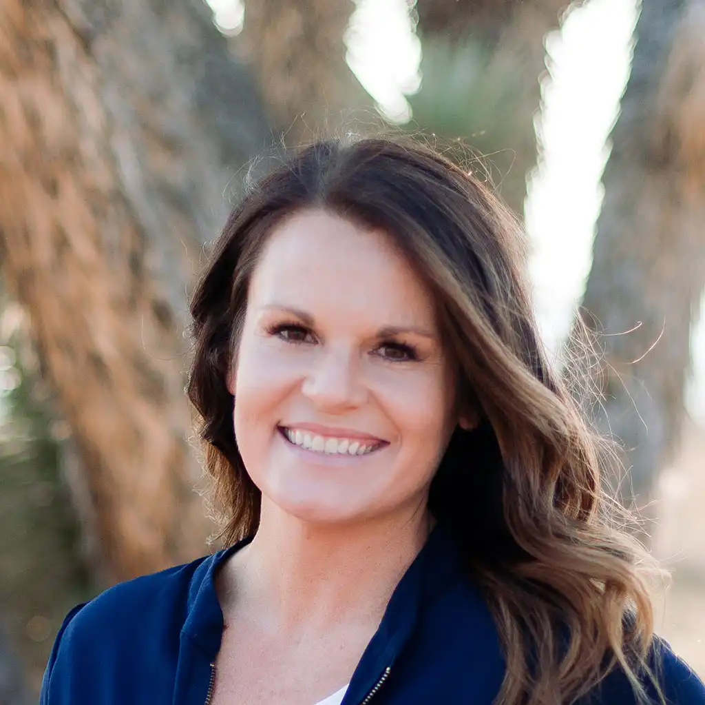 Kristi Smith's Instagram, Twitter & Facebook on IDCrawl